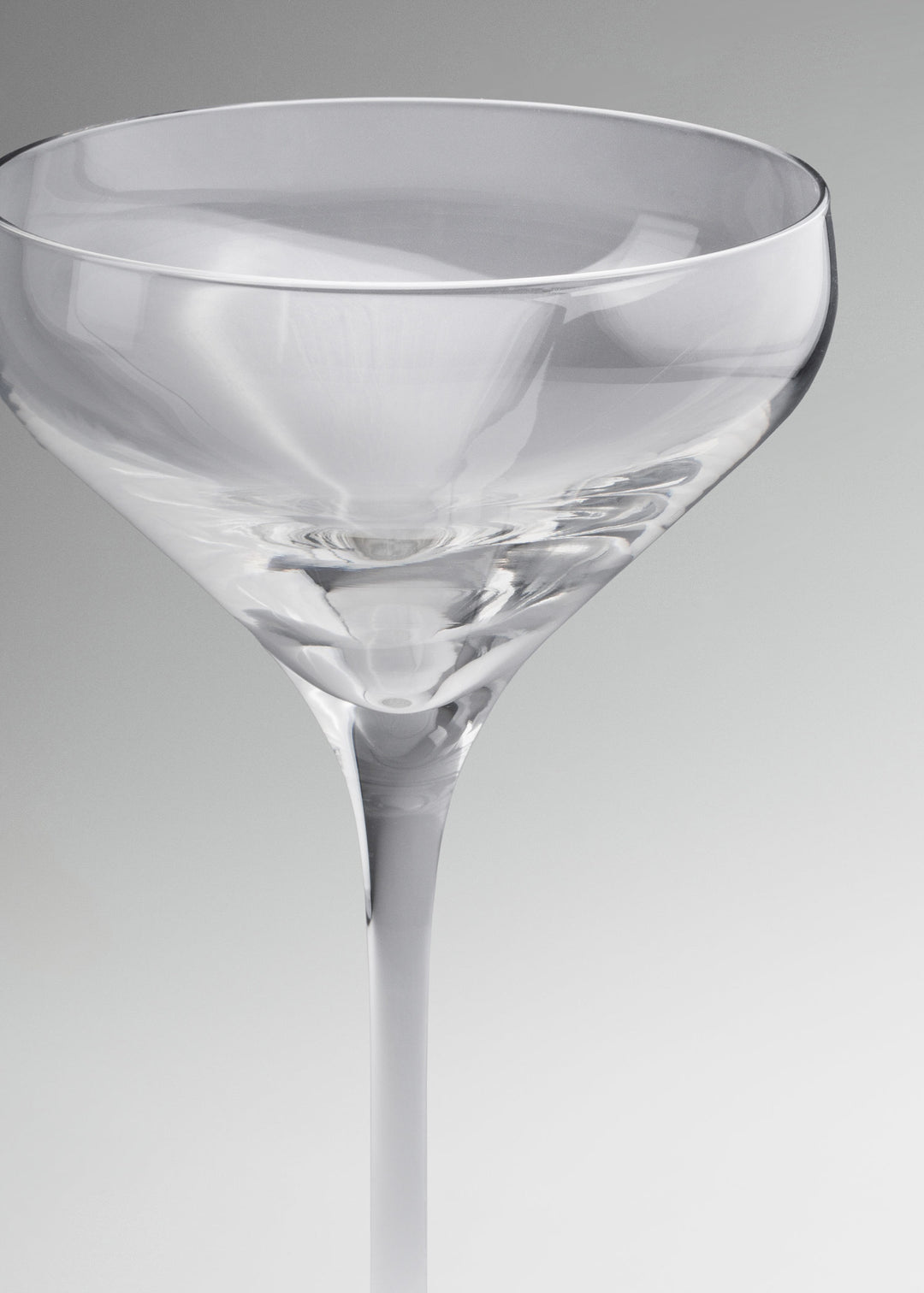 Copa coctelera Prism Coupe 240 ml | Compra en MAHA